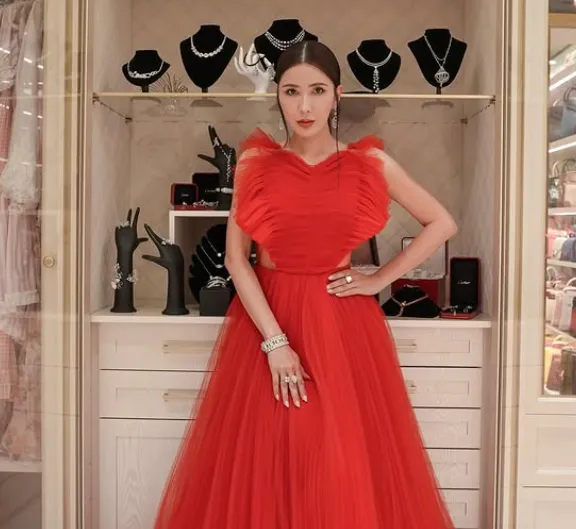 Jamie Chua: A Complete Biography of the Singaporean Socialite